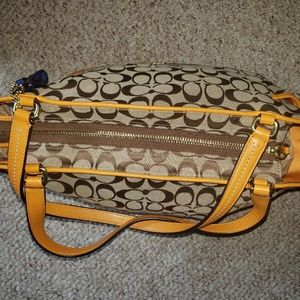 Coach | Bags | Coach Park Signature Carrie Shoulder Tote F23297 | Poshmark